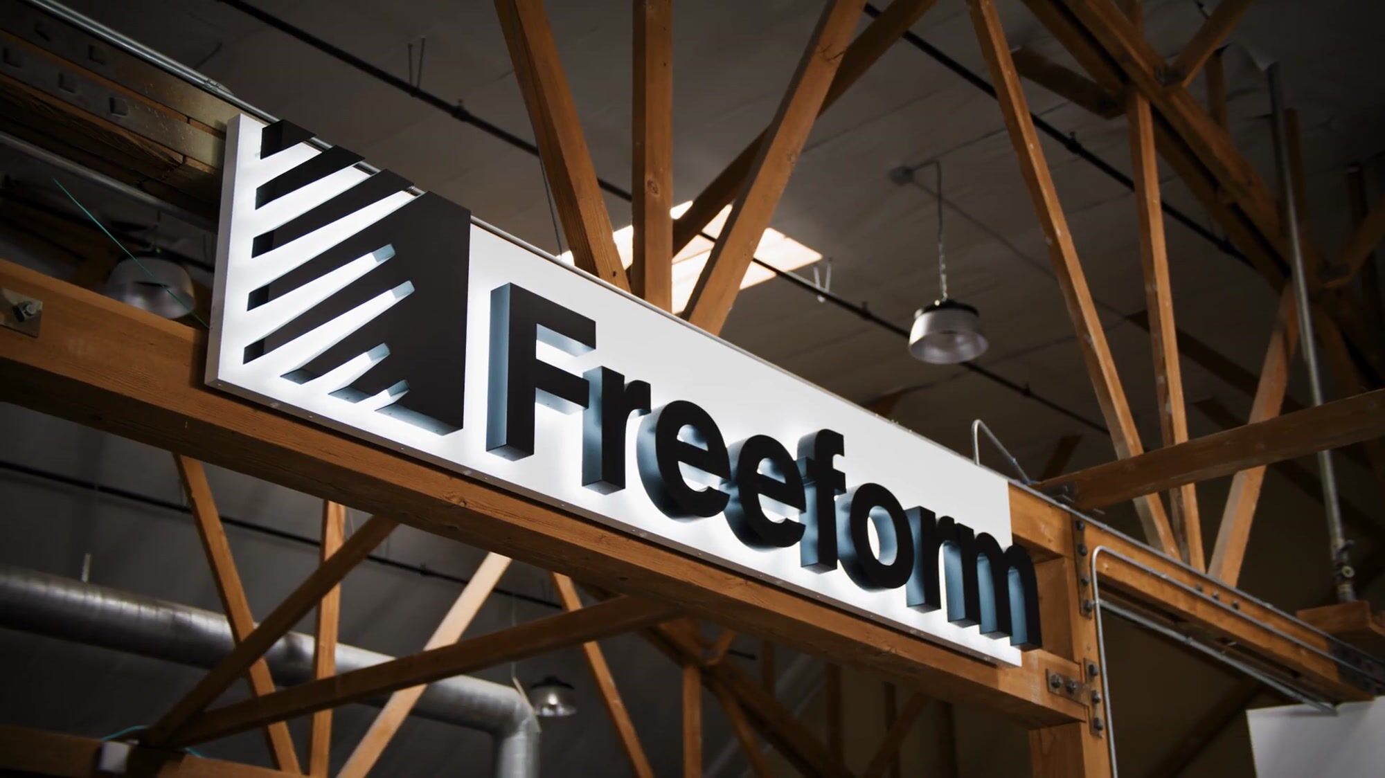 Video: Meet Freeform - Freeform: Autonomous Metal Manufacturing